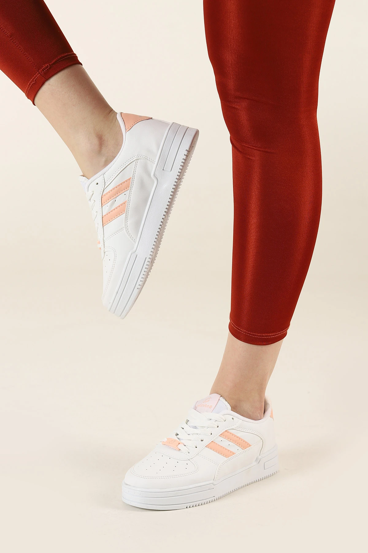 Beyaz Pudra Kalın Taban Bağcıklı Spor Ayakkabı 238990 | ModamızBir ...