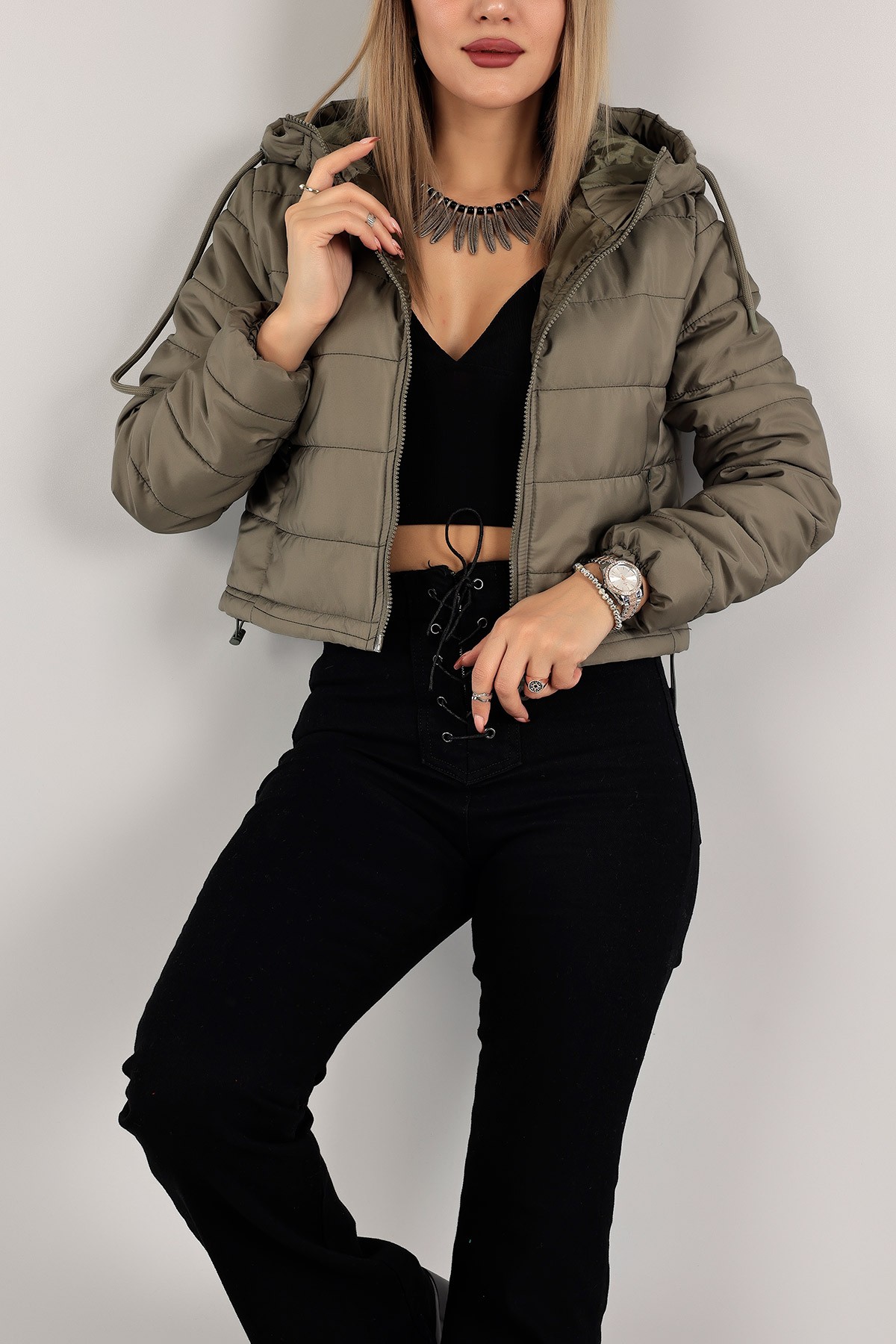 Haki Kapüşonlu Bayan Mont 143605 | ModamızBir | Modamizbir.Com