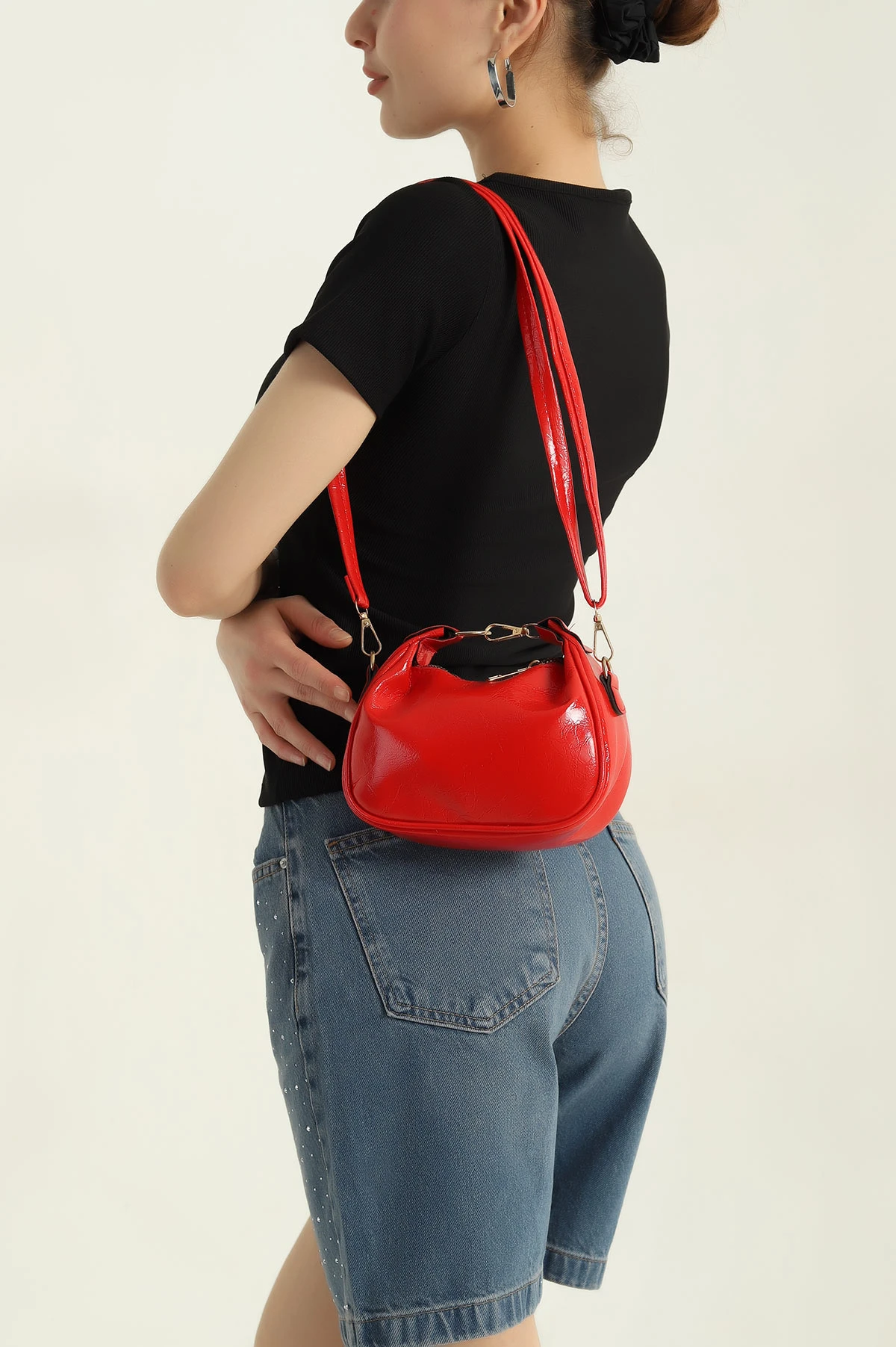 Kırmızı Kırışık Dokulu Fermuarlı Kadın El ve Omuz Çantası 366643