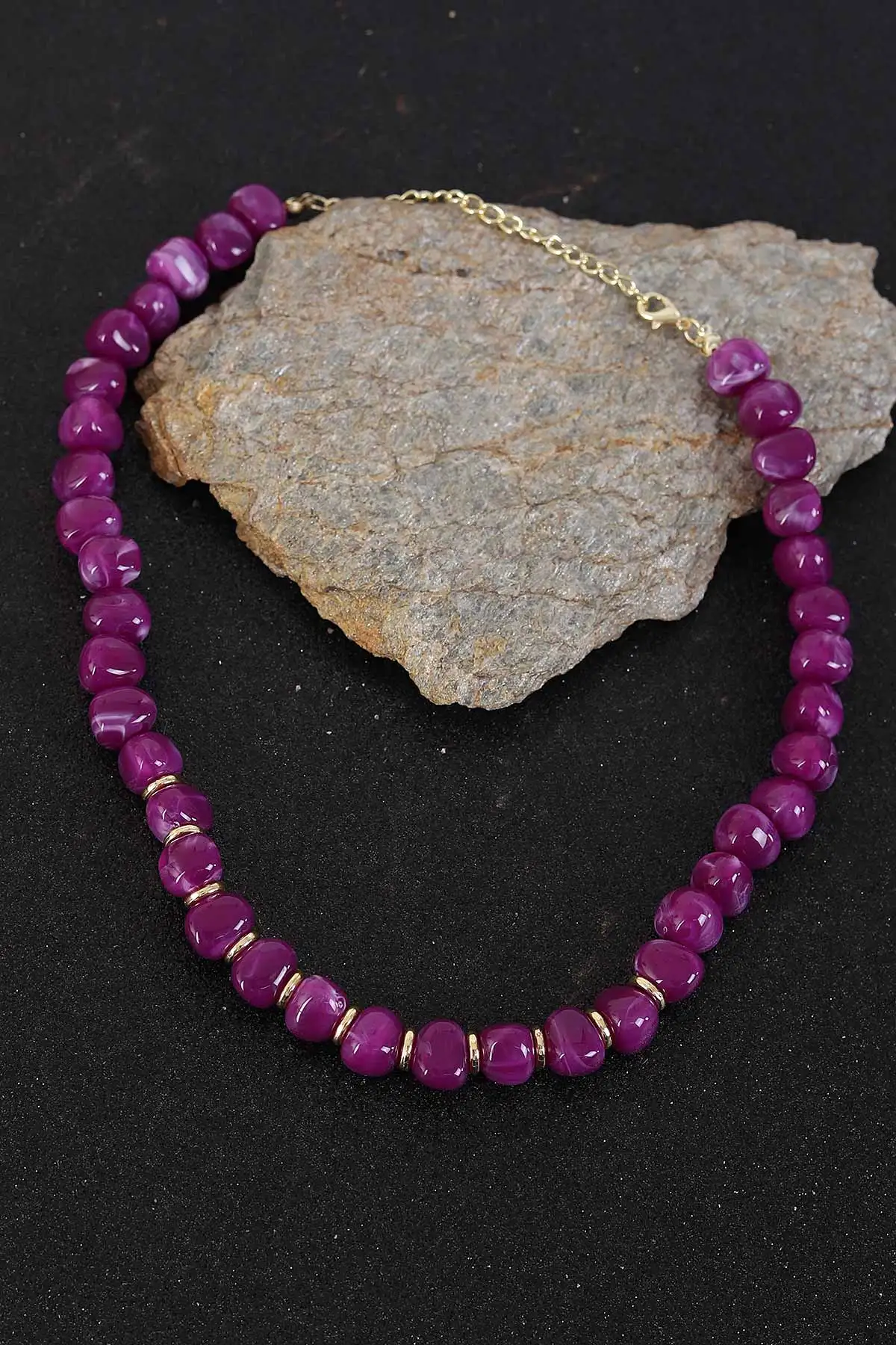 Mor Doğal Taş Görünümlü Kolye 288457 |89.99 TL Modamizbir | Modamizbir.Com