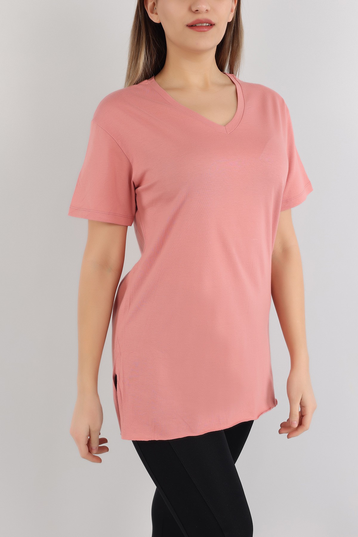 Pudra Yırtmaçlı V Yaka Tişört 162311 | ModamızBir | Modamizbir.Com