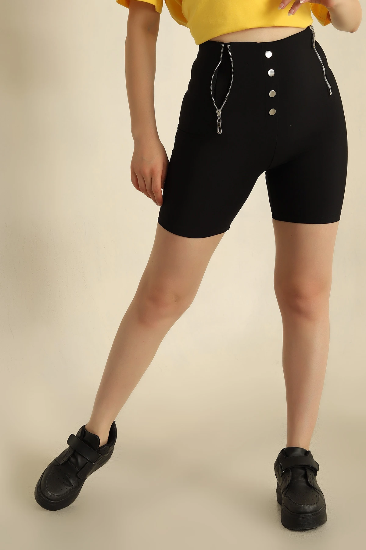 Siyah Bel Lastikli Şort Tayt 271654 | ModamızBir | Modamizbir.Com