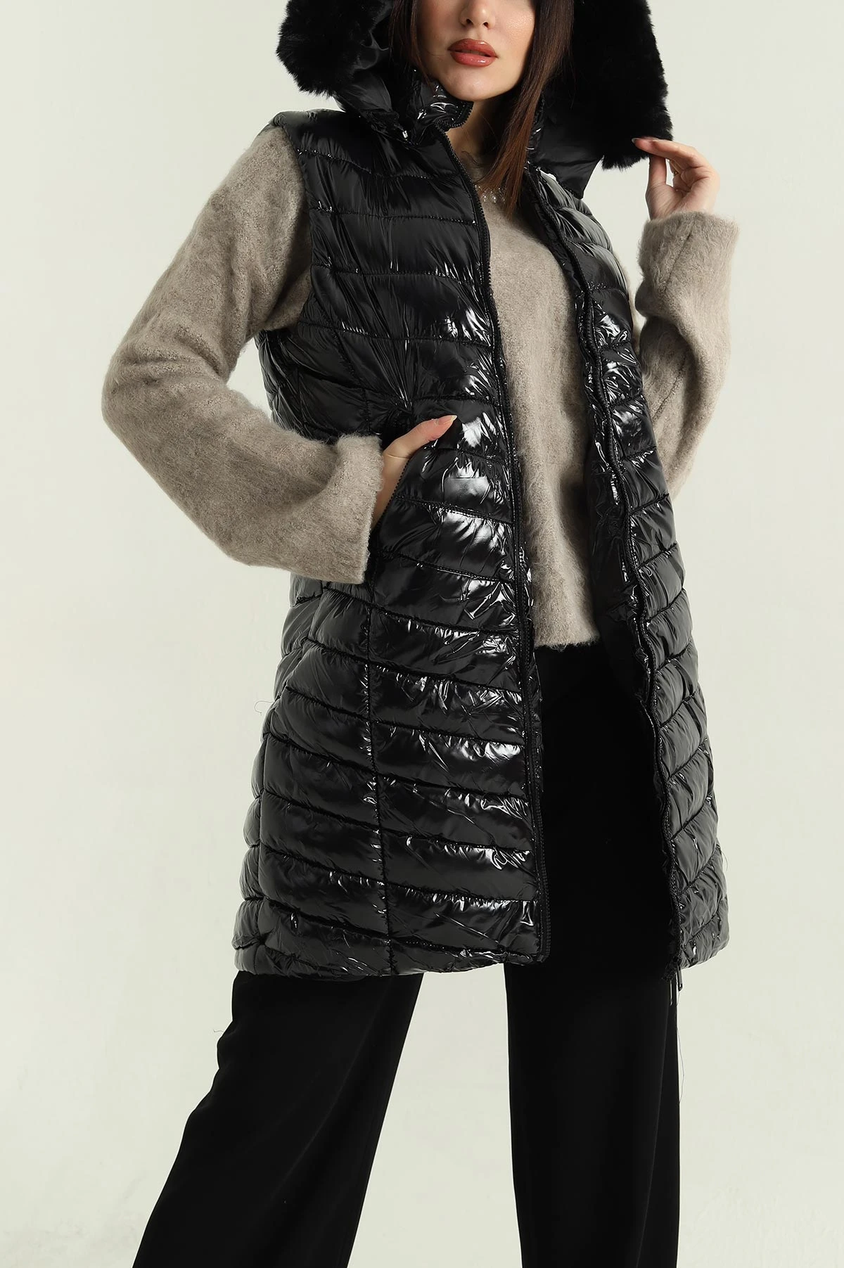 Siyah Çıkma Kapüşonlu Rugan Şişme Yelek 334427