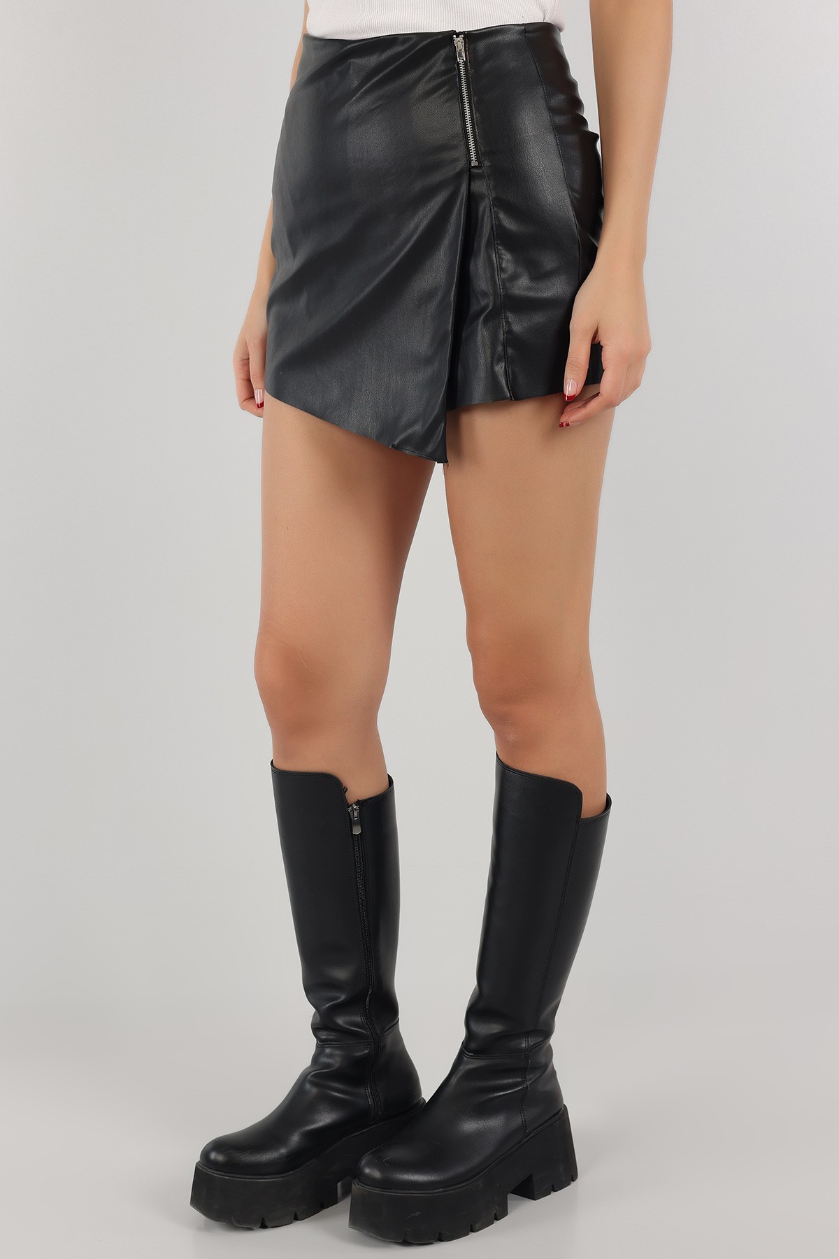 Siyah Fermuarlı Şardonlu Deri Şort Etek 150273 | ModamızBir ...