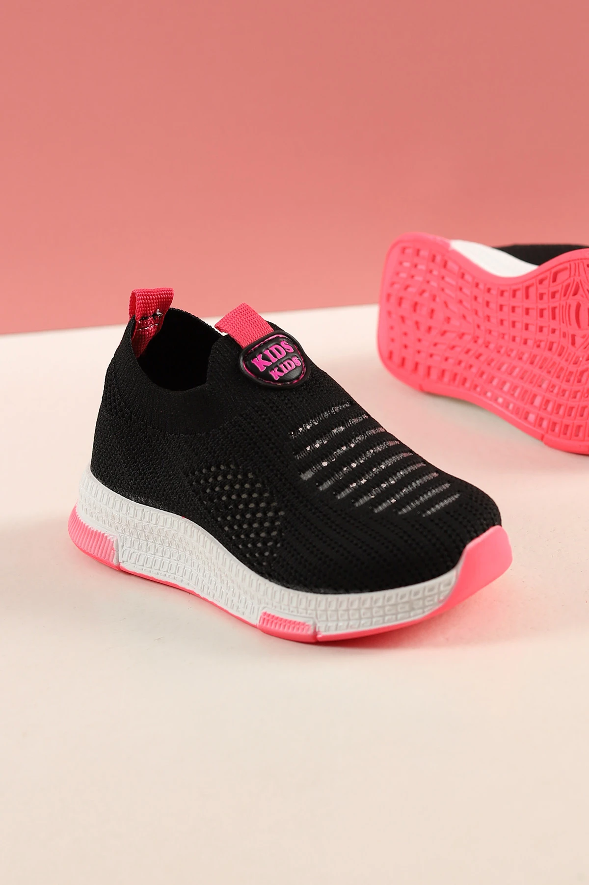 Siyah Fuşya (26-30 Patik)Triko Çocuk Spor Ayakkabı 257632