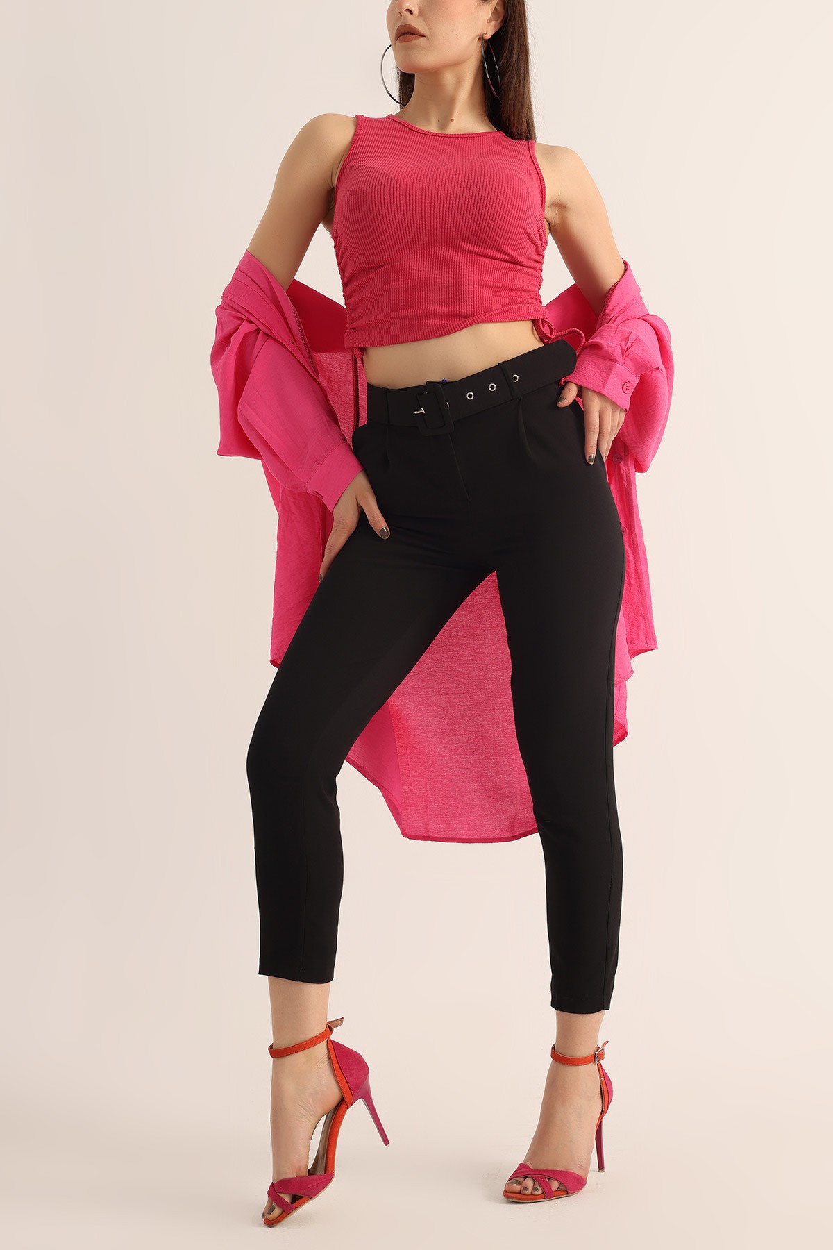 Siyah Kaplama Kemerli Bayan Pantolon 174296 | ModamızBir | Modamizbir.Com