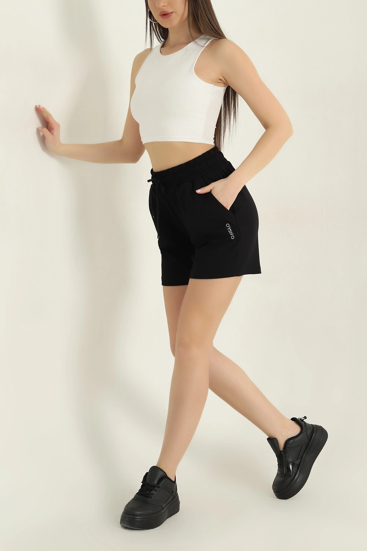 Siyah Oysho Cepli Likralı Kadın Şort 360235