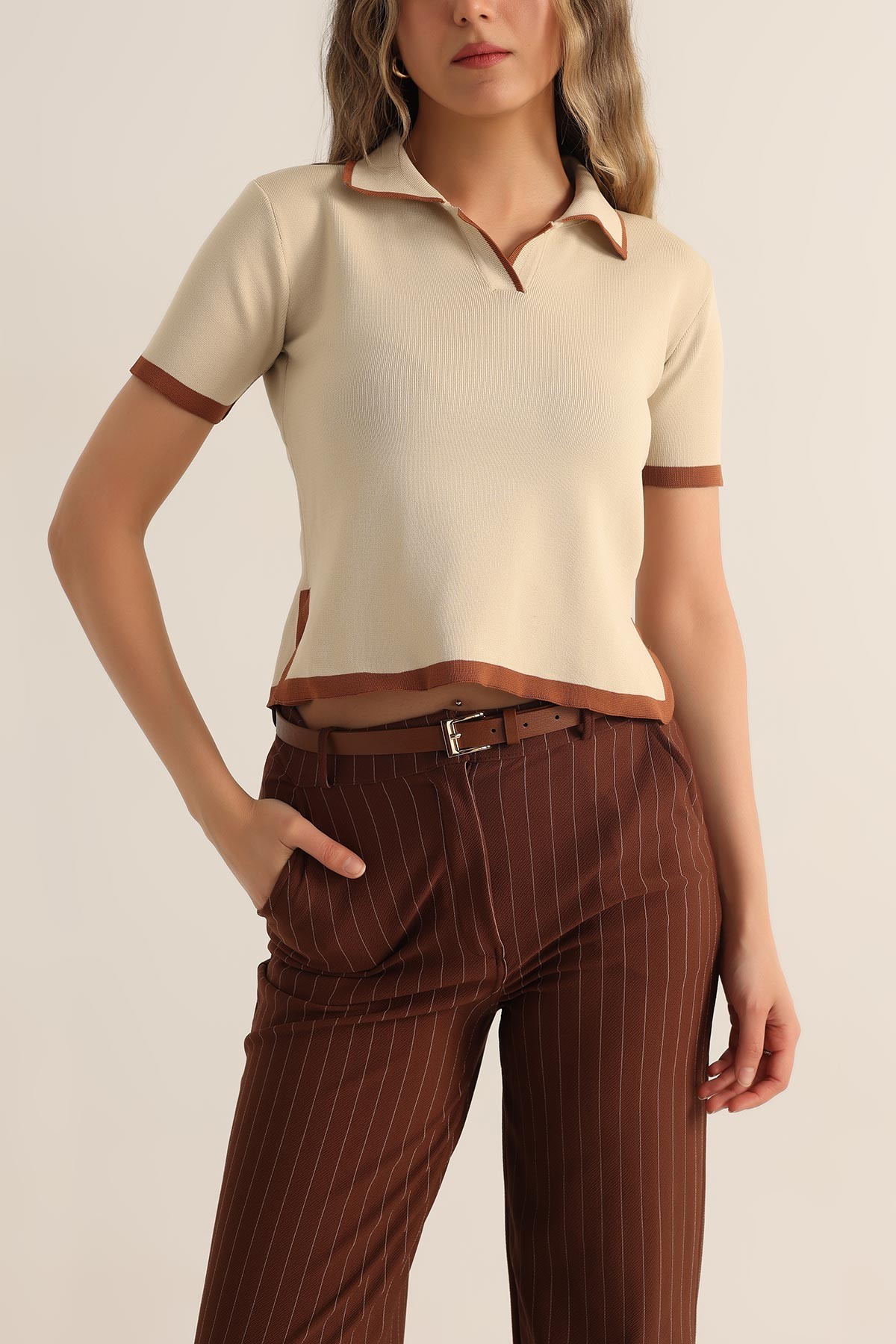 Taş Yakalı Triko Bluz 178196 | ModamızBir | Modamizbir.Com