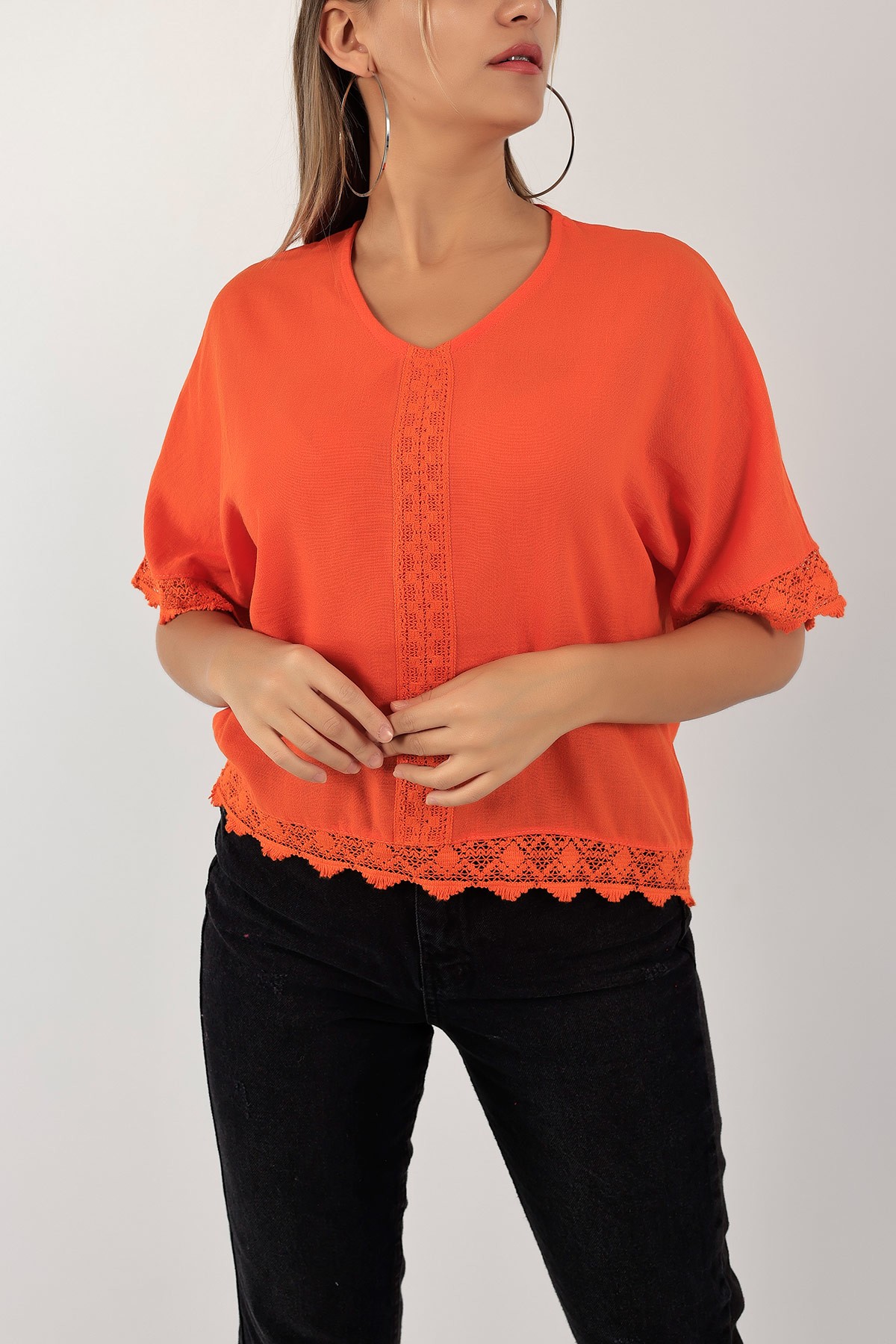 Turuncu Dantel Tasarım Keten Bluz 136083 | ModamızBir | Modamizbir.Com