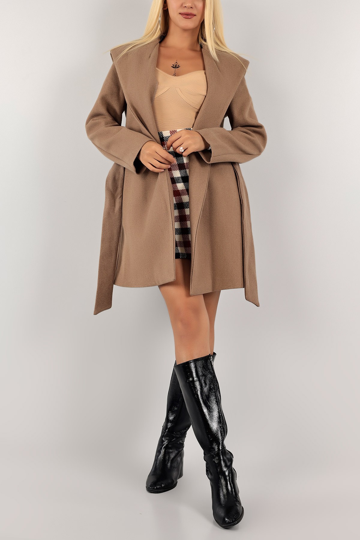 Vizon Kuşaklı Cepli Bayan Kaşe Kaban 129224 | ModamızBir | Modamizbir.Com