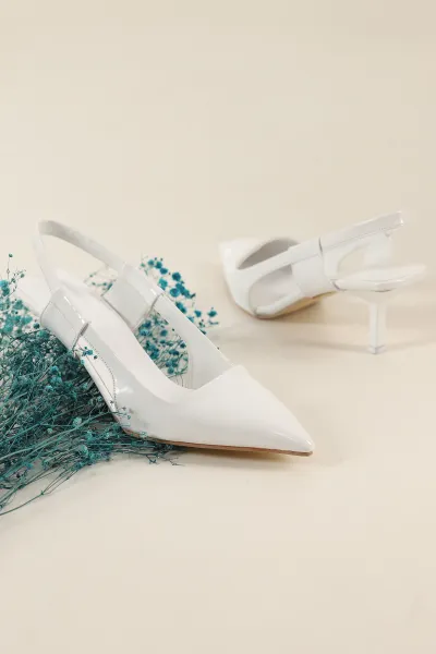 Beyaz Rugan İnce Topuklu Ayakkabı 252901 | ModamızBir | Modamizbir.Com