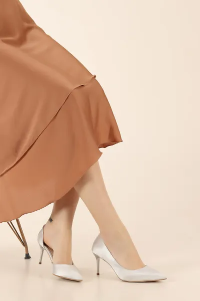 Gri Saten Sivri Burun Kadın İnce Topuklu Ayakkabı 353627