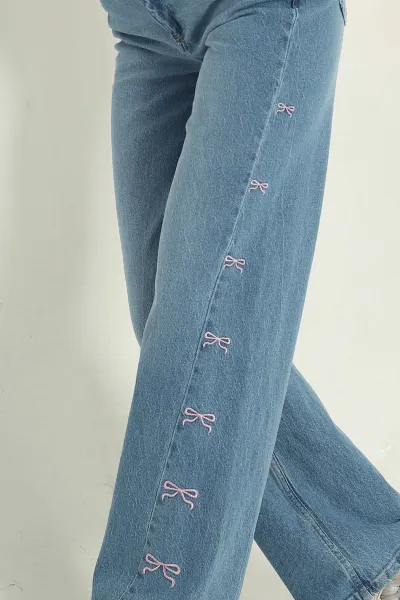 Mavi Nakış Detay Kadın Kot Pantolon 349076